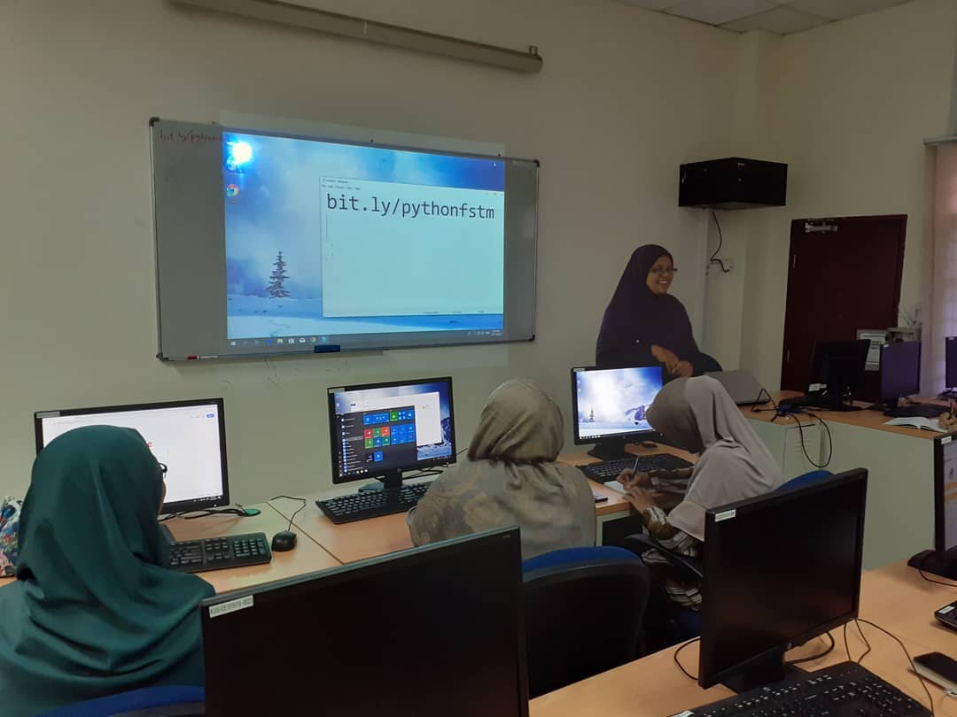 Python Training 14 Nov 2019 – FSTM KUIS